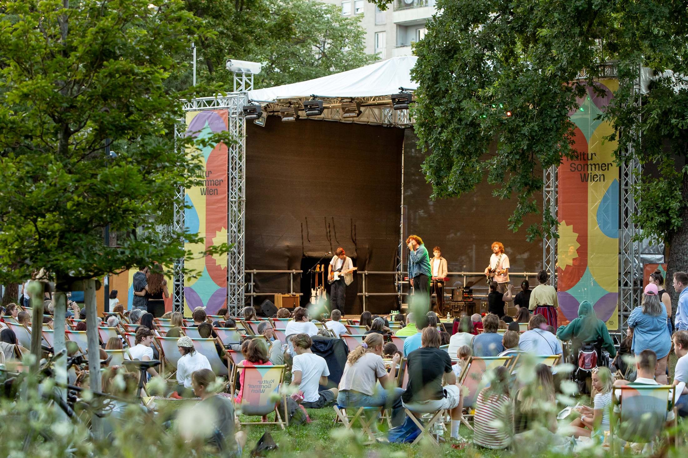 Infoveranstaltungen zum Open Call 2026